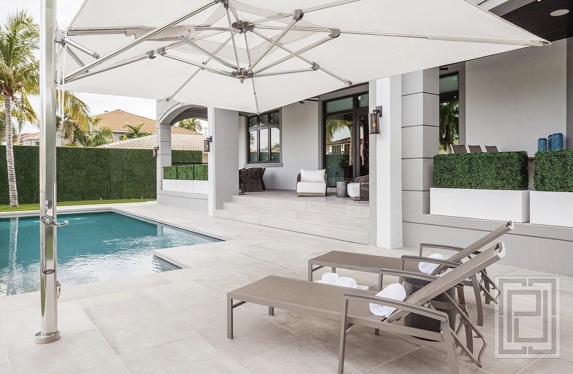 Green Screens: Transforming Commercial Spaces with Artificial Faux ...